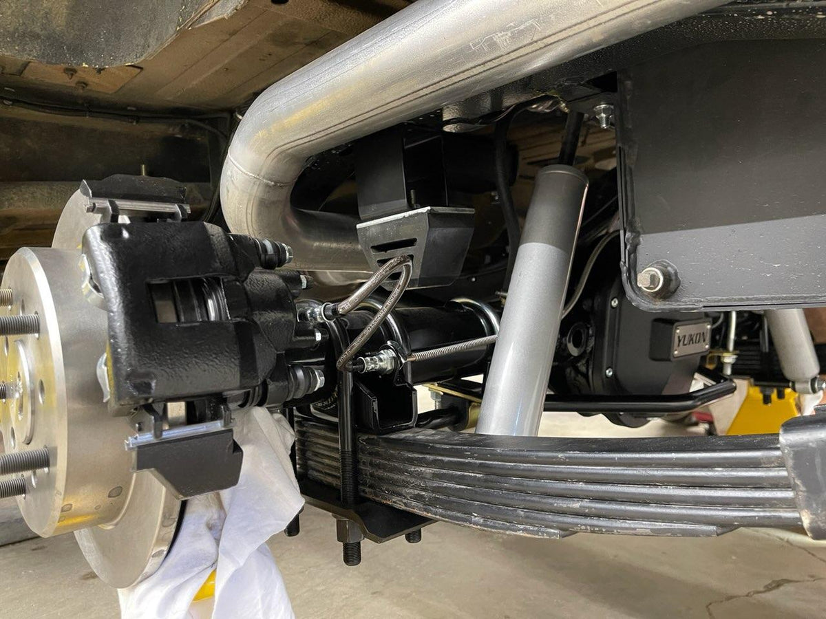 Complete Dana 44 Rear Axle - Scout II