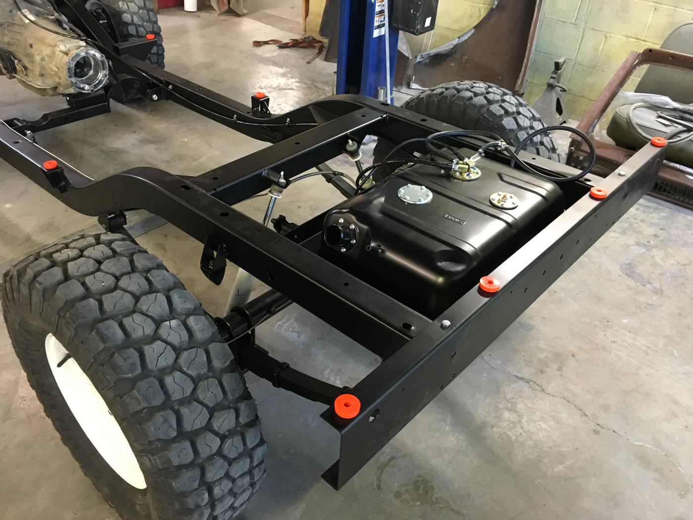 LS Fuel Tank Kit - Scout 800 Rear Center Mount